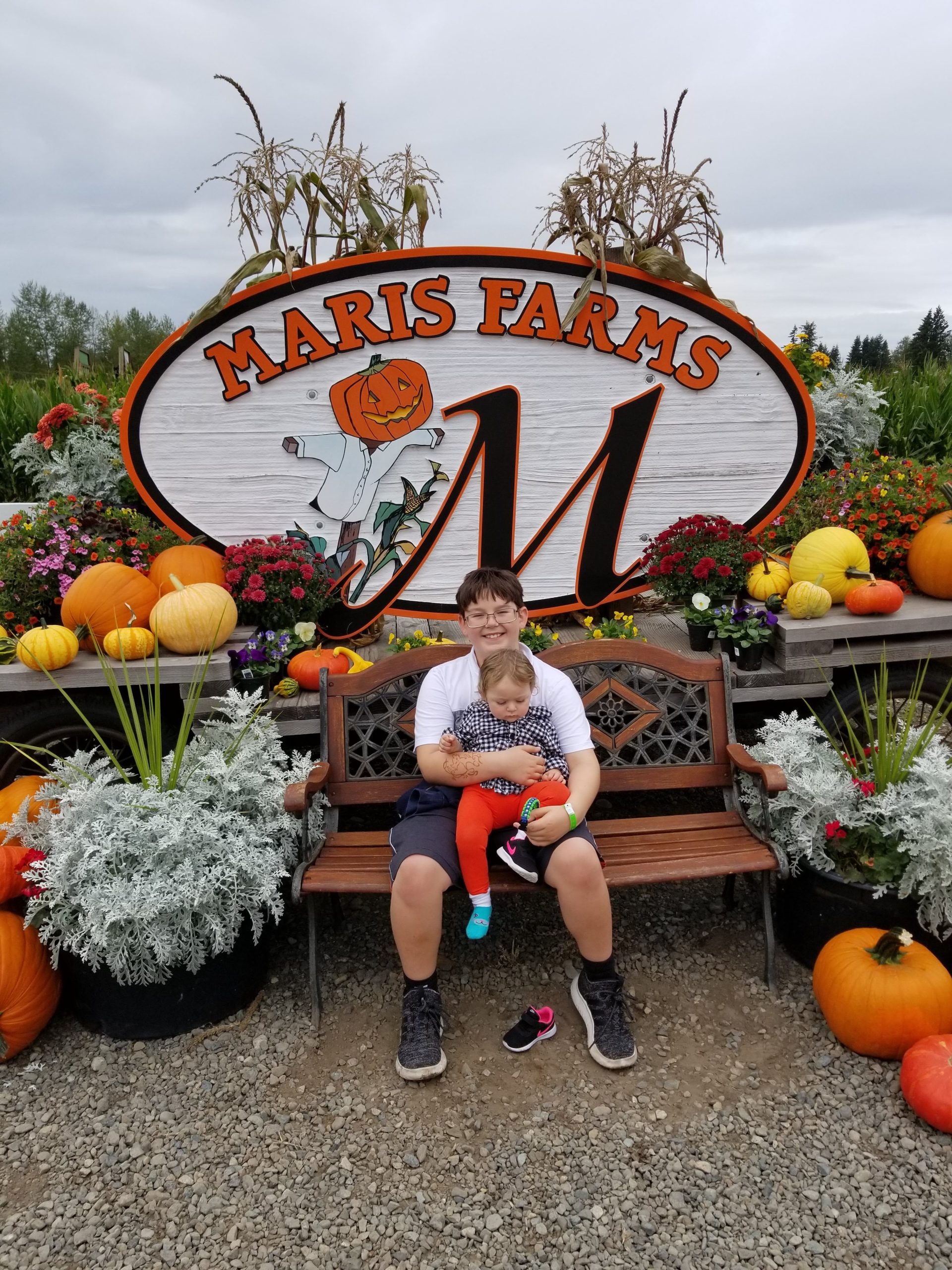 Visit Maris Farms in Buckley for all your fall fun! – Love, Tabitha