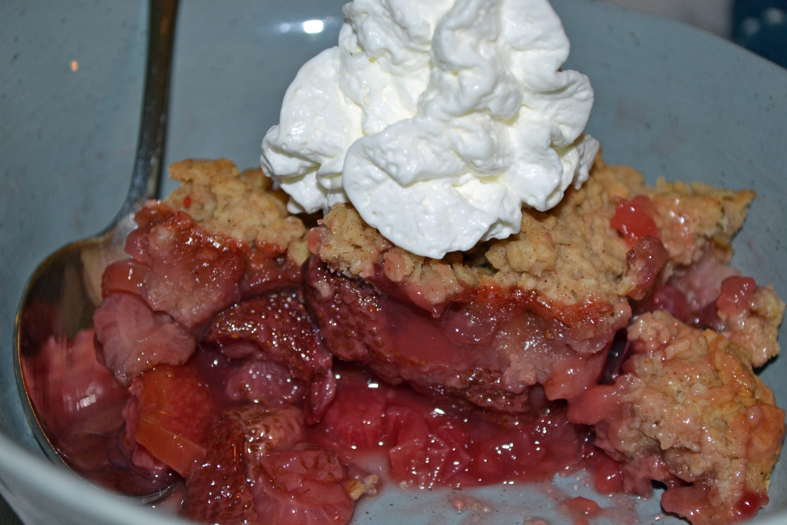 Strawberry Rhubarb Crisp – Love, Tabitha